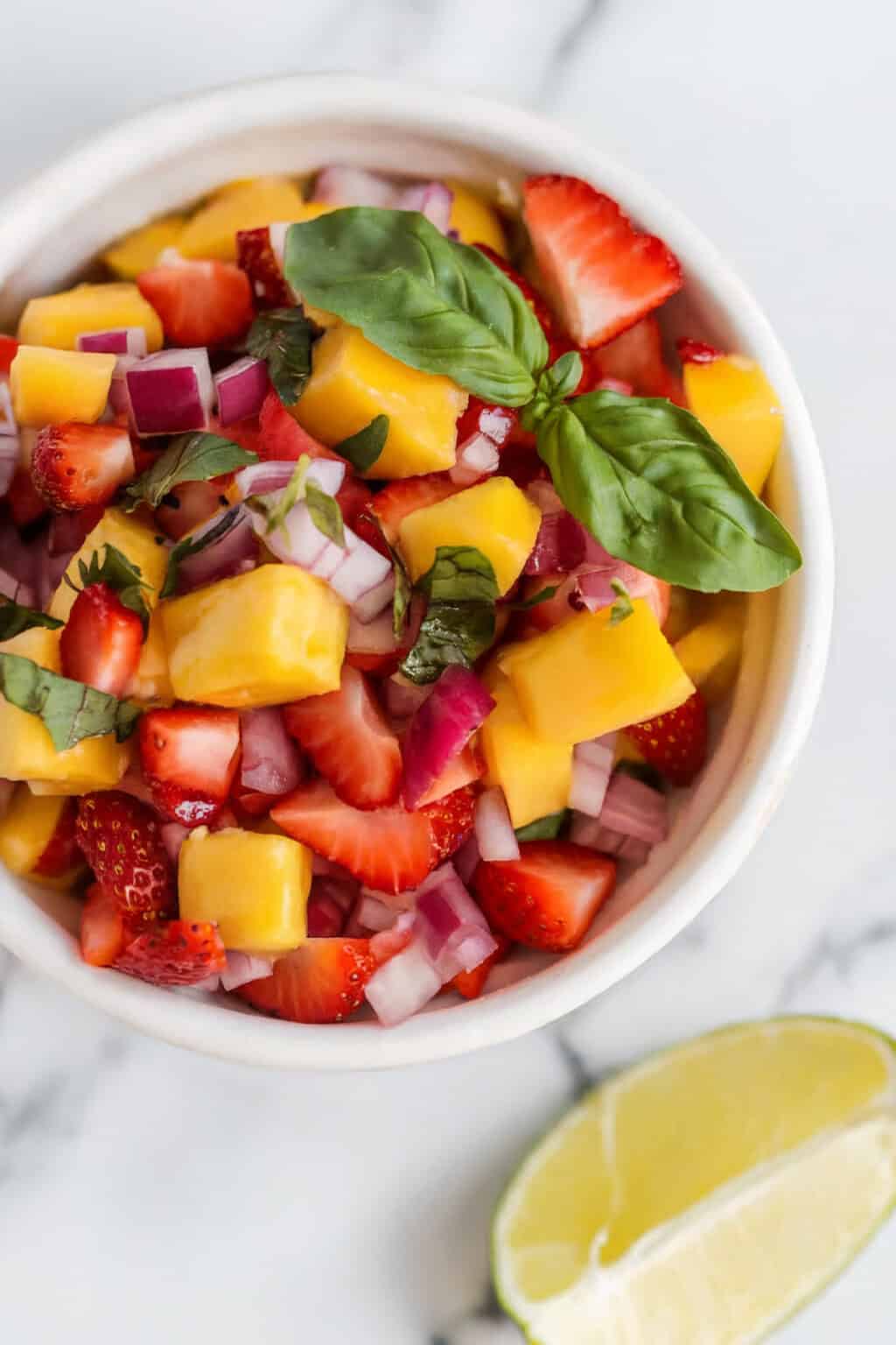 Fresh Strawberry Mango Salsa – Easy Fruit Salsa Recipe